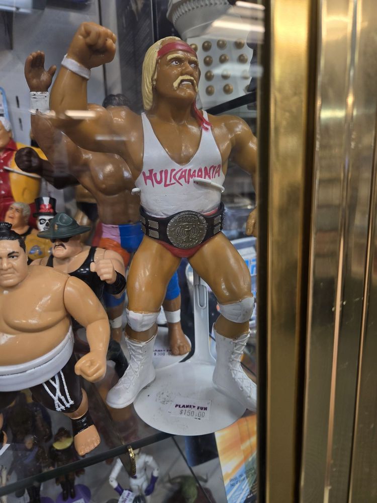 PLANET FUN - Updated September 2025 - 149 Photos & 85 Reviews - 127 E ...