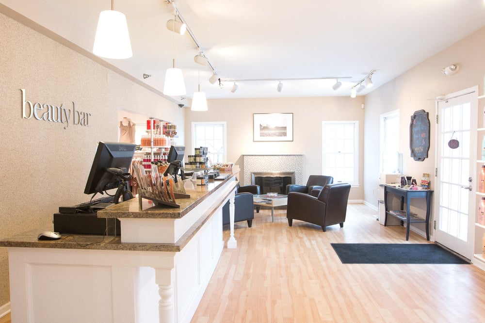 Beauty Bar Updated March 2025 42 Photos And 63 Reviews 2919 W Central Ave Toledo Ohio