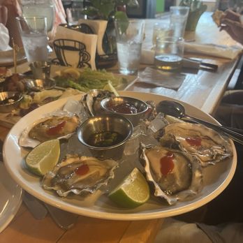 BISBEE’S TABLE - Updated September 2025 - 625 Photos & 650 Reviews - 2 ...