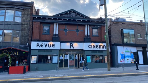 REVUE CINEMA - Updated April 2025 - 15 Photos & 28 Reviews - 400 ...