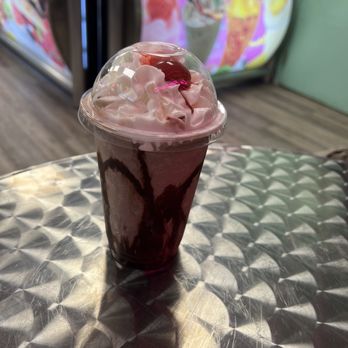 LA FRESCA CREPES & ICE CREAM - Updated October 2024 - 80 Photos & 42 ...