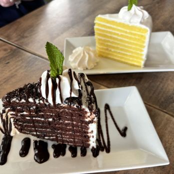 THE LIGHTHOUSE RESTAURANT & DOCK BAR - Updated August 2025 - 558 Photos ...