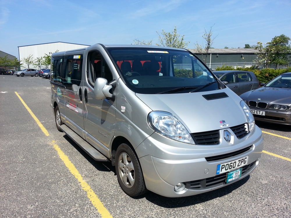 ALANS 8 SEATER MINI BUS - Updated September 2024 - 27 Barrymore Avenue ...