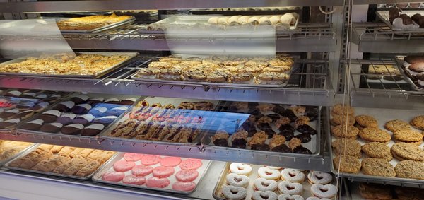 GEDDES BAKERY - 89 Photos & 42 Reviews - 421 S Main St, North Syracuse ...