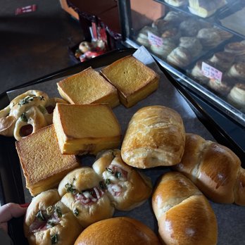 LI MIN BAKERY & BISTRO - Updated January 2025 - 98 Photos & 91 Reviews ...