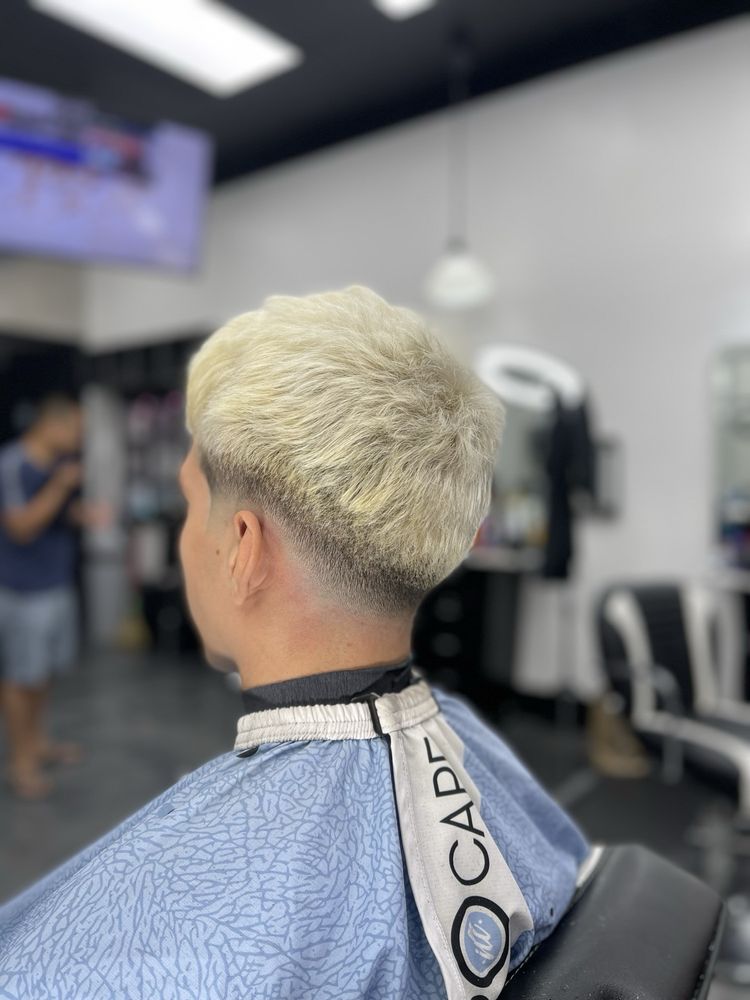 SNIPPZ - Updated June 2026 - 537 Photos & 407 Reviews - 4110 Edison Ave ...