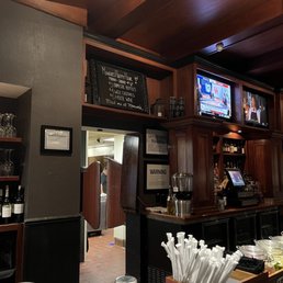 MONROE’S RESTAURANT - Updated October 2025 - 227 Photos & 332 Reviews ...