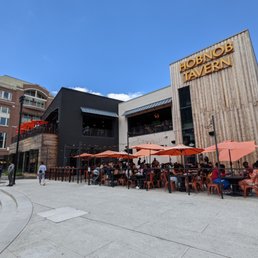 HOBNOB NEIGHBORHOOD TAVERN - Updated September 2025 - 579 Photos & 476 ...