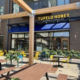 TUPELO HONEY SOUTHERN KITCHEN & BAR - Updated September 2025 - 1143 ...