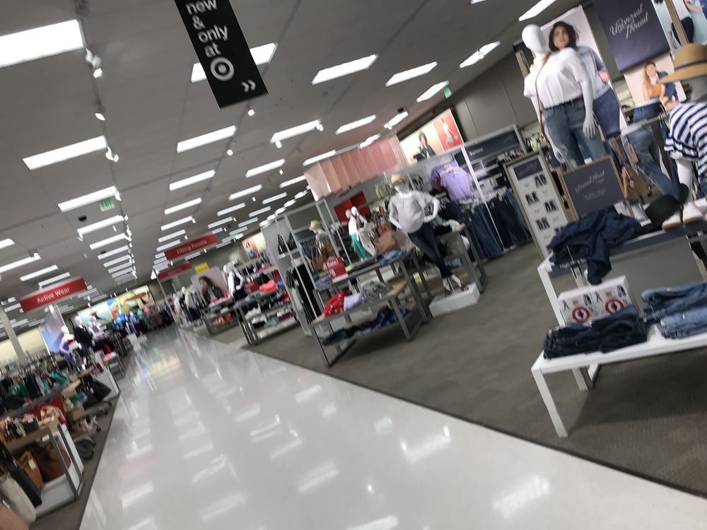 Target - 41 Photos & 51 Reviews - Department Stores - 391 E Makaala St ...