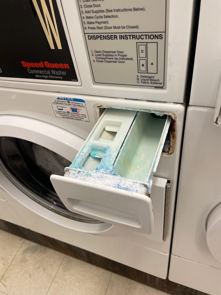 STARLIGHT WASH AND FOLD - Updated October 2025 - 14 Photos - 206 Marina ...