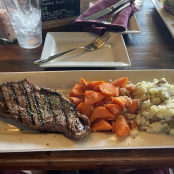 SOCIAL OAK CHOPHOUSE & WINE BAR - Updated August 2025 - 32 Photos & 32 ...