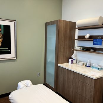 UK HEALTHCARE INTEGRATIVE MEDICINE - Updated January 2026 - 11 Photos ...