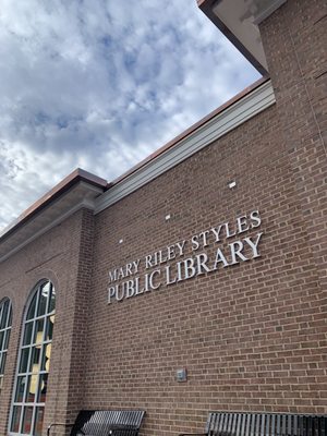 MARY RILEY STYLES PUBLIC LIBRARY - Updated August 2025 - 149 Photos ...