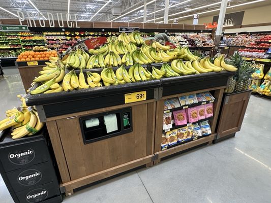 VONS - Updated December 2025 - 43 Photos & 18 Reviews - 940 Arneill Rd ...