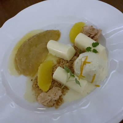 THE WHITE RABBIT - 127 Photos & 37 Reviews - 39C Harding Rd, Singapore ...