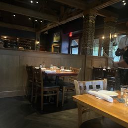 MAPLE TREE INN - Updated December 2025 - 904 Photos & 754 Reviews ...