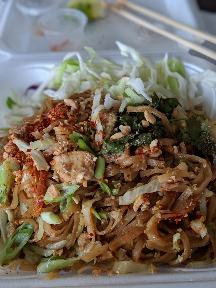 GRANDMA WAN’S THAI MIX KITCHEN - 63 Photos & 25 Reviews - Food Trucks ...