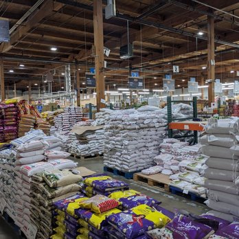 DK MARKET - Updated November 2025 - 239 Photos & 153 Reviews - 720 Lind ...