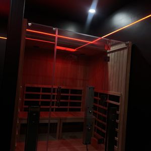 EDGEWORKS CLIMBING - BEL-RED - Updated February 2025 - 20 Photos - 1645 ...