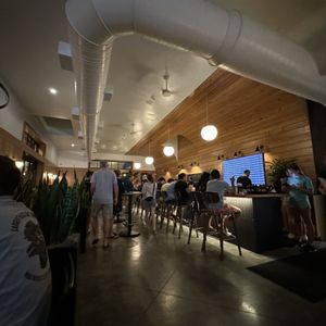 CHOMP KITCHEN AND DRINKS - 374 Photos & 478 Reviews - 279 Water St ...