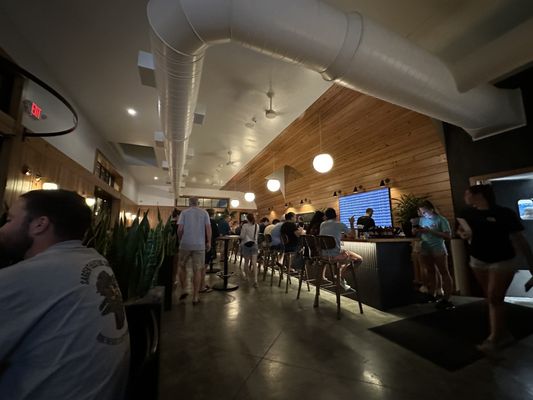 CHOMP KITCHEN AND DRINKS - Updated August 2024 - 399 Photos & 507 ...