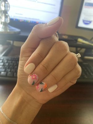 DG PRETTY NAILS - Updated October 2025 - 12 Photos - 1018 Truman Ave ...