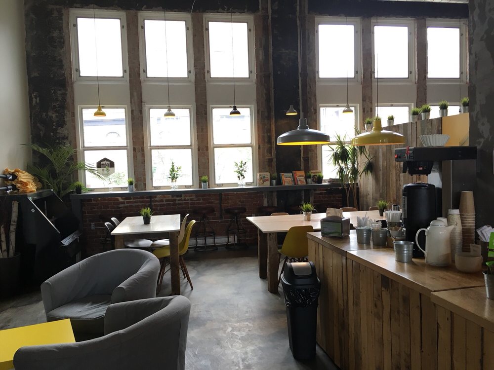 MARTINE À LA GARE - Updated March 2024 - 30 Photos - 755 Rue Berri ...