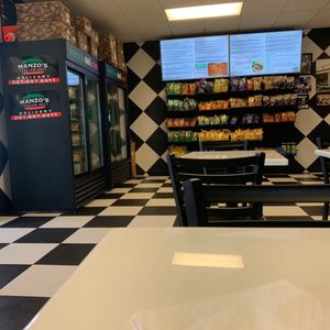 Manzo’s Italian Deli - Takeout & Delivery - 36 Photos & 63 Reviews ...