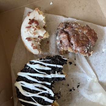 GROUNDS DONUT HOUSE - Updated January 2025 - 324 Photos & 91 Reviews ...