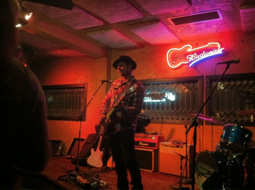 MAYAN BAR & GRILL / BRASS ELEPHANT - CLOSED - 32 Reviews - 311 W ...