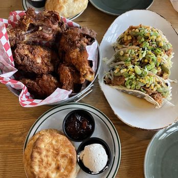 SOUTHERN KIN COOKHOUSE - 1524 Photos & 1308 Reviews - 500 Assembly Row ...