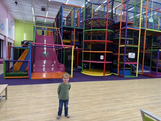 KIDS EMPIRE COLUMBUS - Updated June 2026 - 29 Photos - 2505 Airport ...