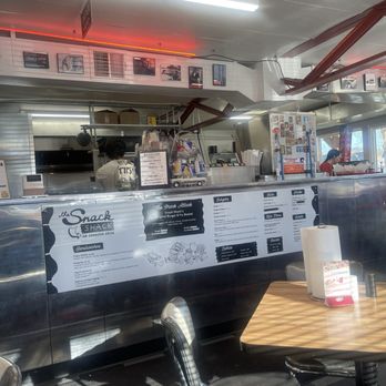 THE SNACK SHACK ON JOHNSON DRIVE - Updated December 2025 - 126 Photos ...