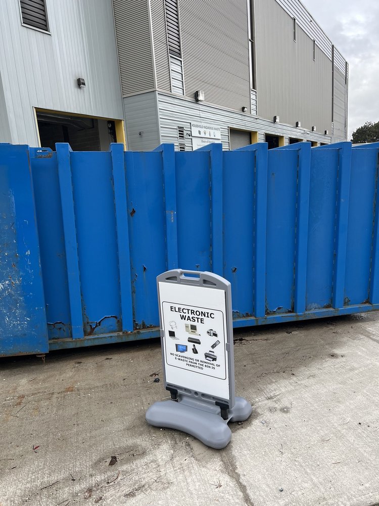 DROP OFF DEPOT - Updated December 2025 - 10 Photos - 3350 Victoria Park ...