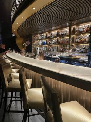 401 PRIME - Updated August 2025 - 152 Photos & 77 Reviews - 401 N ...