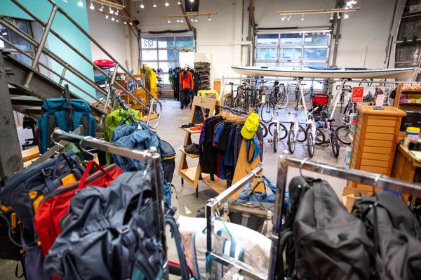 WONDERLAND GEAR EXCHANGE - Updated July 2024 - 15 Photos & 38 Reviews ...