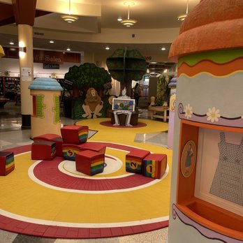 GAIL BORDEN LIBRARY - Updated November 2025 - 50 Photos & 47 Reviews ...