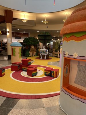 GAIL BORDEN LIBRARY - Updated November 2025 - 50 Photos & 47 Reviews ...