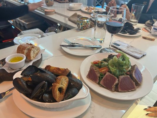 THE SHELL RESTAURANT - 635 Amsterdam Ave, New York, New York - Seafood ...