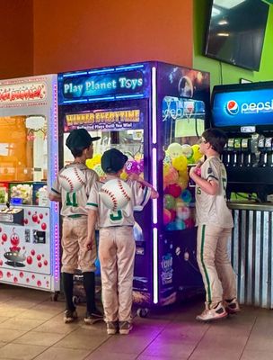 CACTUS YARDS - Updated August 2025 - 72 Photos & 76 Reviews - 4536 E ...