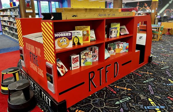 REDFORD TOWNSHIP DISTRICT LIBRARY - Updated December 2025 - 21 Photos ...