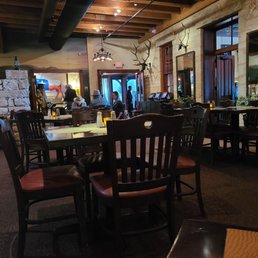 CROSSROADS SALOON AND STEAKHOUSE - Updated July 2025 - 352 Photos & 630 ...