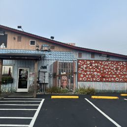 RUSTY TRACTOR FAMILY RESTAURANT - Updated July 2025 - 146 Photos & 279 ...