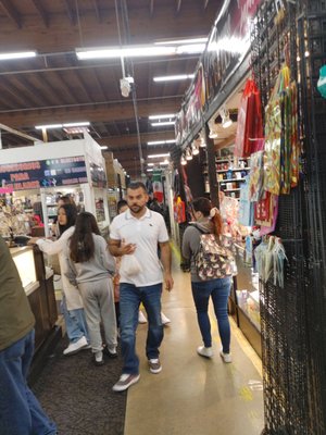 FANTASTIC FLEA MARKET - Updated December 2025 - 18 Photos & 11 Reviews ...