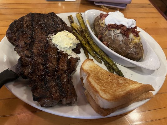 THE VAULT 1905 SPORTS GRILL - Updated March 2025 - 62 Photos & 71 ...