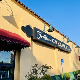 FENTONS CREAMERY - Updated November 2025 - 6666 Photos & 5453 Reviews ...