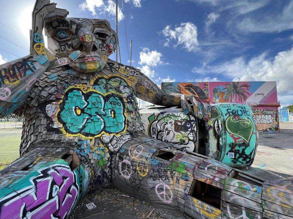 JOEN AND THE GIANT BEETLE - Updated September 2025 - 18 Photos - 2270 ...