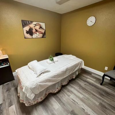 MOON SPA - Updated October 2025 - 20 Photos & 23 Reviews - 38 Commerce ...