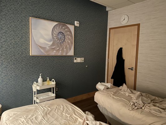 SPA LIGHT - Updated January 2026 - 89 Photos & 158 Reviews - 100 Twin ...